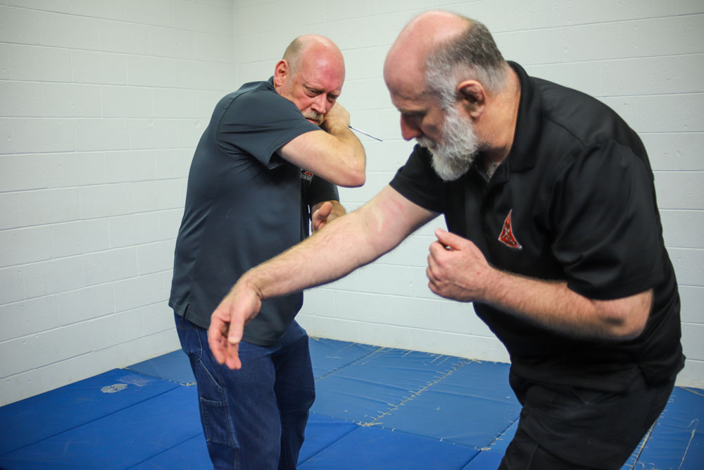 How To Defend Yourself With a Dagger - Knives Illustrated