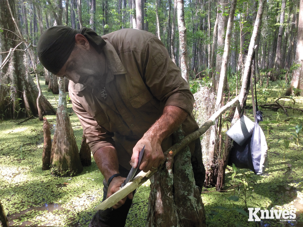 How to Choose the Best Survival Knife - Knives Illustrated