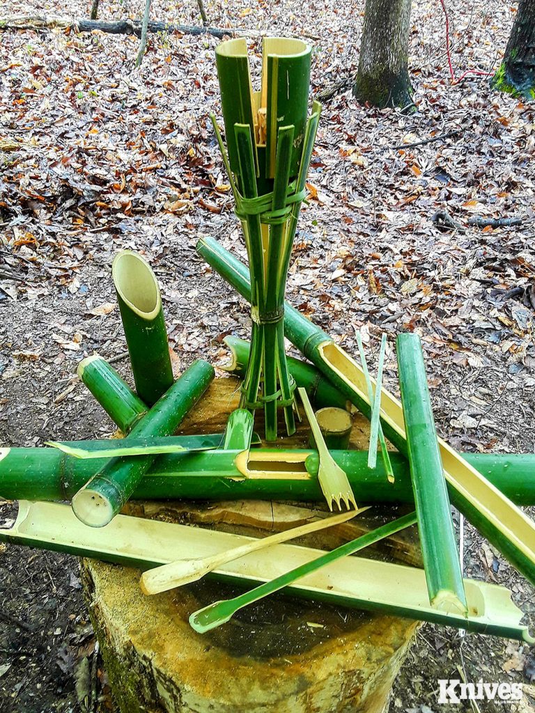 Bushcrafting with authentic Malaysian Parangs - Knives Illustrated