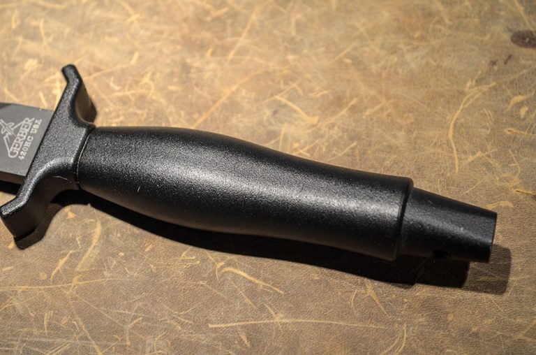 DAGGER REVIEW: GERBER’S ICONIC MARK 1 & MARK II - Knives Illustrated