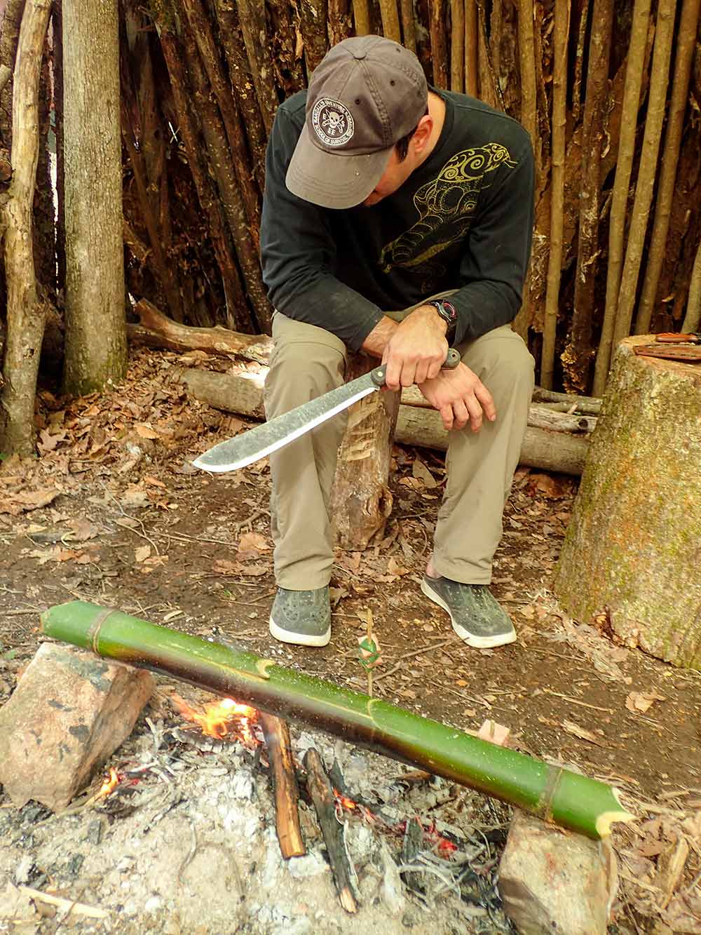 DARIEN MACHETE BY EXPAT KNIVES - Knives Illustrated