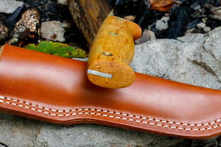 Knife Review: Helle Nord - Knives Illustrated